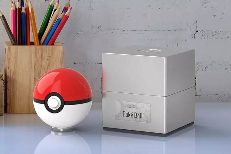 Perusahaan Tongkat Poke Ball Elektronik Die-Cast Replika 6549_1