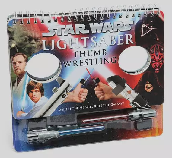 Lightsaber Thumb Wrestling ajoute mini-nepe nan duèl dwèt yo 6841_2