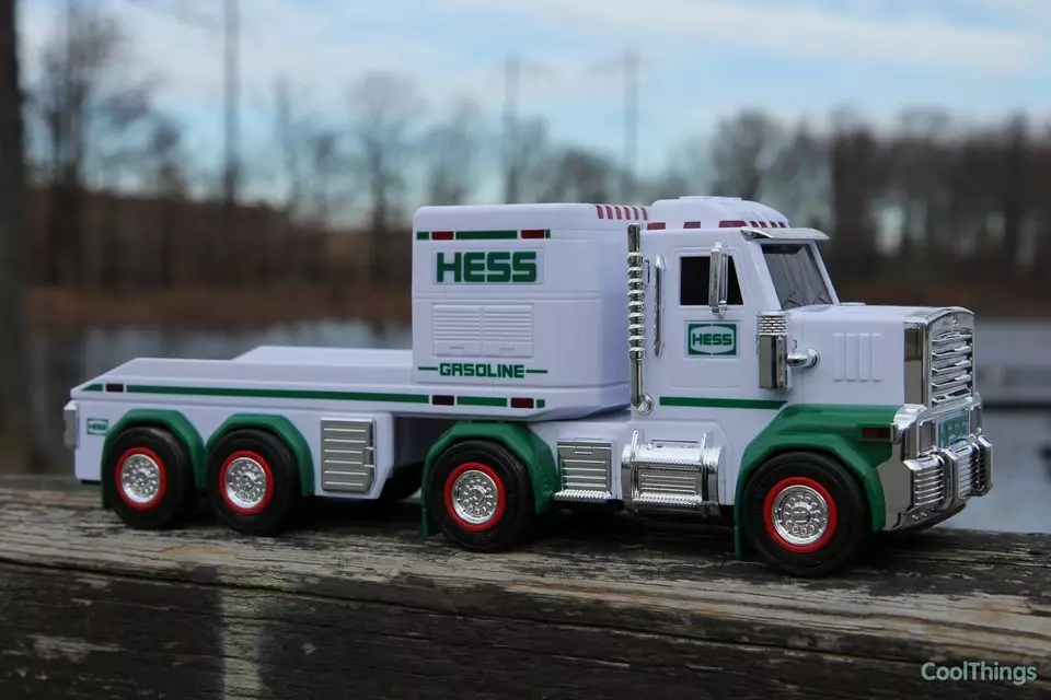 2013 Hess 트럭 및 트랙터 사진 7035_4