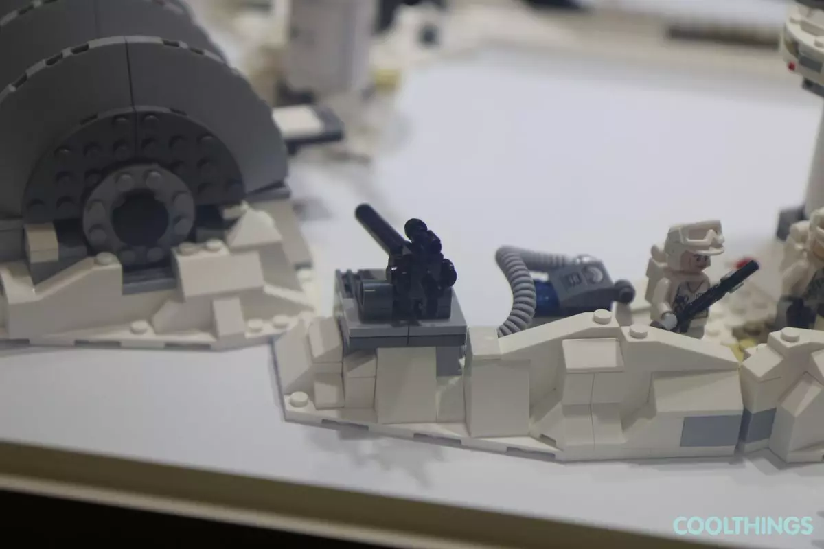 LEGO Star Wars Sæt 75098 Angreb på Hoth eksklusive billeder 7132_12