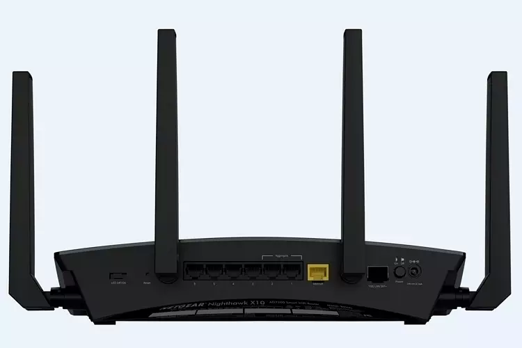 Netgear Nighthawk X10 bideratzailea 7591_3