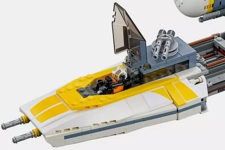 LEGO Star Wars UCS Y-siipitähtihävittäjä 8117_3