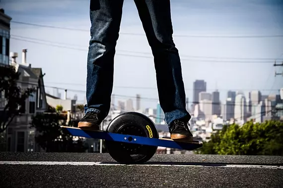 Zelfbalancerend elektrisch skateboard met één wiel 811_2