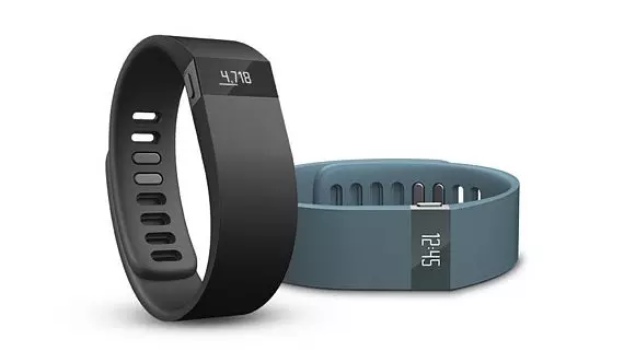 Fitbit Force هو جهاز تعقب للياقة البدنية مزود بإمكانية Smartwatch 8459_1