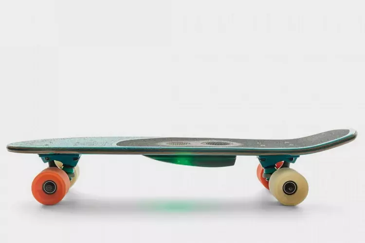 Globe GSB Blazer Skateboard 8468_1