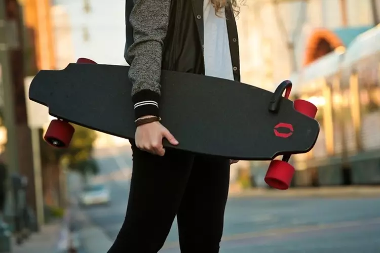 Monolith Motorized Skateboard 8470_1