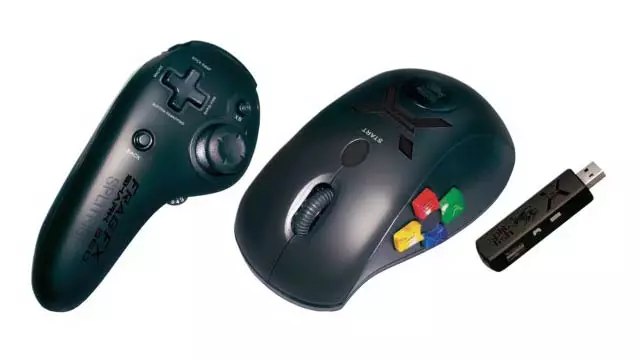 FragFX Shark 360 legger til en mus og nunchuck til Xbox 360-spillriggen